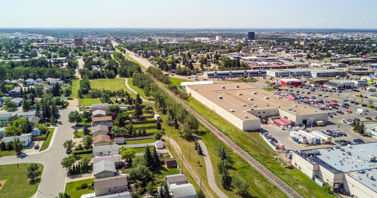 Bus Edmonton to Grande Prairie from $52 | Refundable Tickets | Busbud